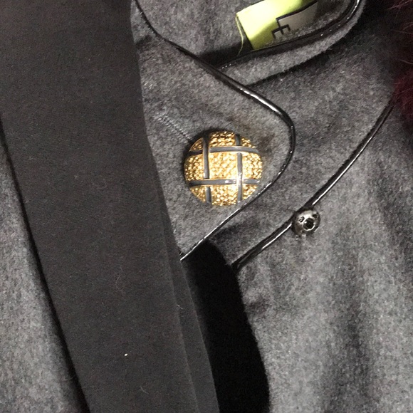 Elizabeth McKay | Jackets & Coats | Elizabeth Mckay Lisa Cape | Poshmark